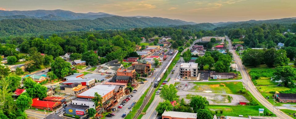 5 short road trip destinations to enjoy colorful foliage this fall ...