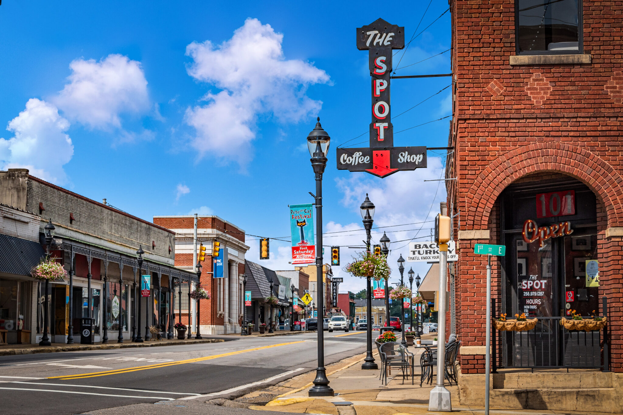 9 unique reasons you need to visit Fort Payne this fall, including ...