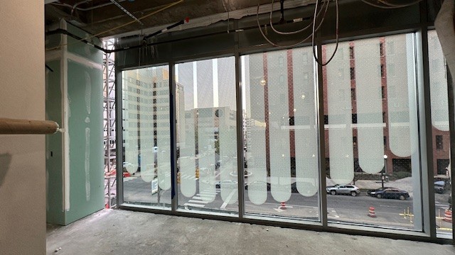 Bird-friendly windows installed on UAB’s new Genomic building [PHOTOS ...